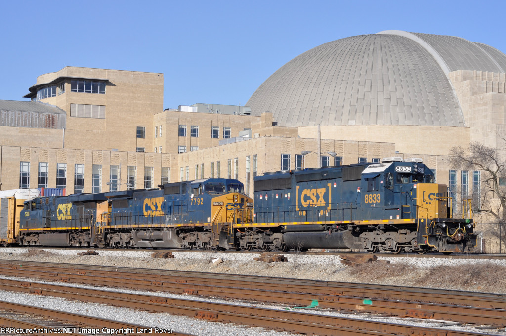 CSXT 8833 South At C U T